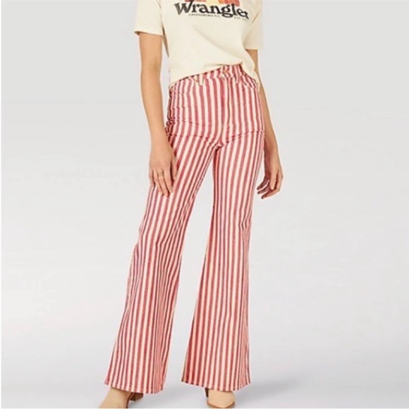 Wrangler | Jeans | New Wrangler Wanderer 622 High Rise Flare Stripped ...